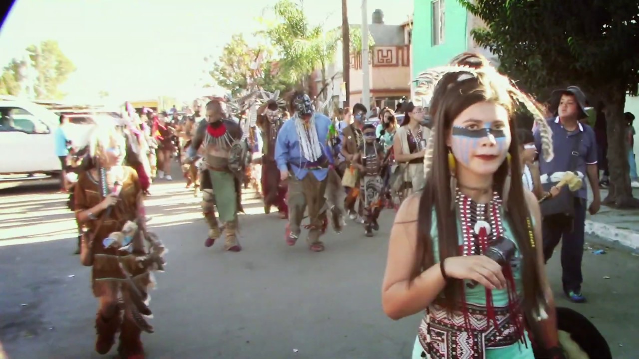 DANZA CON LOBOS PEREGRINACIÓN - YouTube