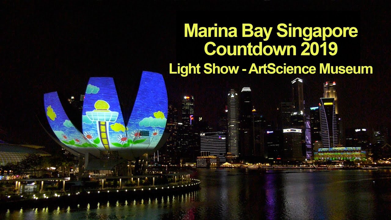 Singapore Marina Bay Countdown 2019 - Light show at the ArtScience ...