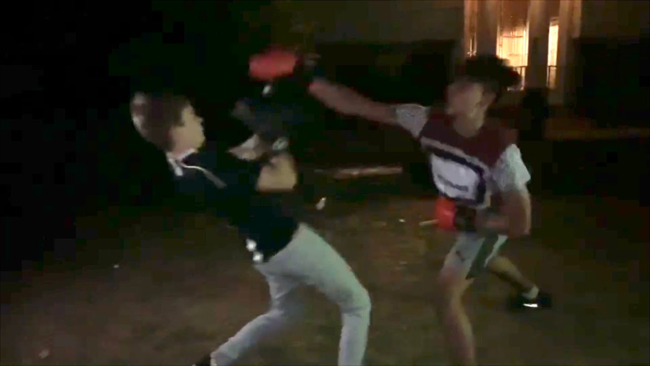 Rowdy Vs Stephen Street Boxing Match - YouTube