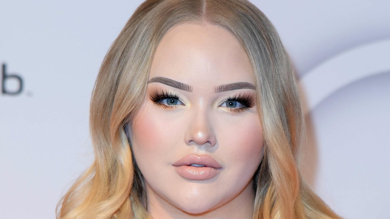 Transpłciowy coming out youtuberki NikkieTutorials: "Urodziłam się w ...