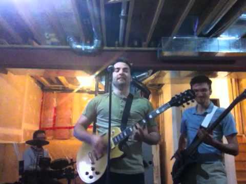 Worst Muse Hysteria Cover in History - YouTube