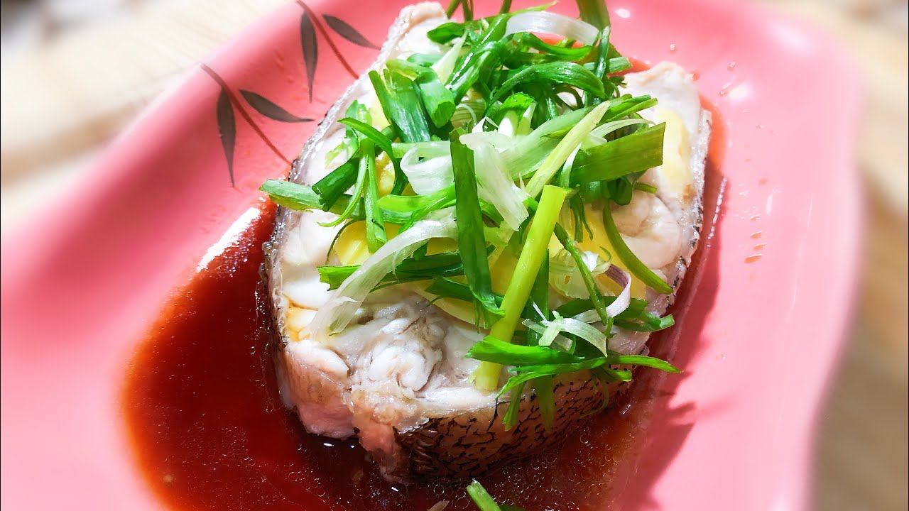 Steamed Grouper Fish with Aromatic Soy Sauce - YouTube