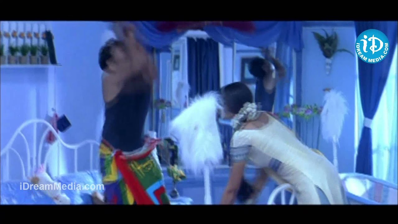 Nuvvostanante Nenoddantana Movie - Trisha, Siddharth, Sunil Comedy Scene - YouTube