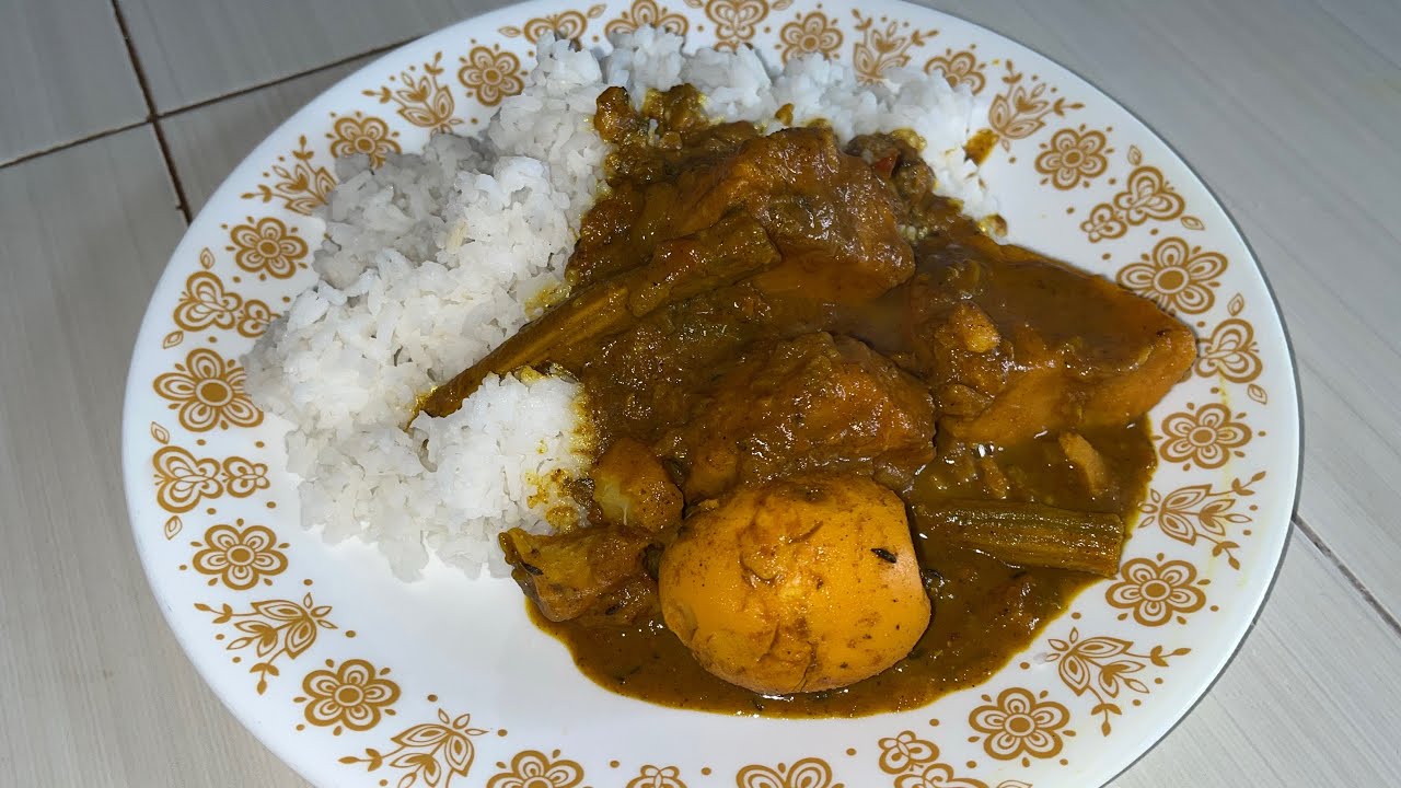 Portmourant Style Eddoe Curry With Egg/ Saijan!!! - YouTube
