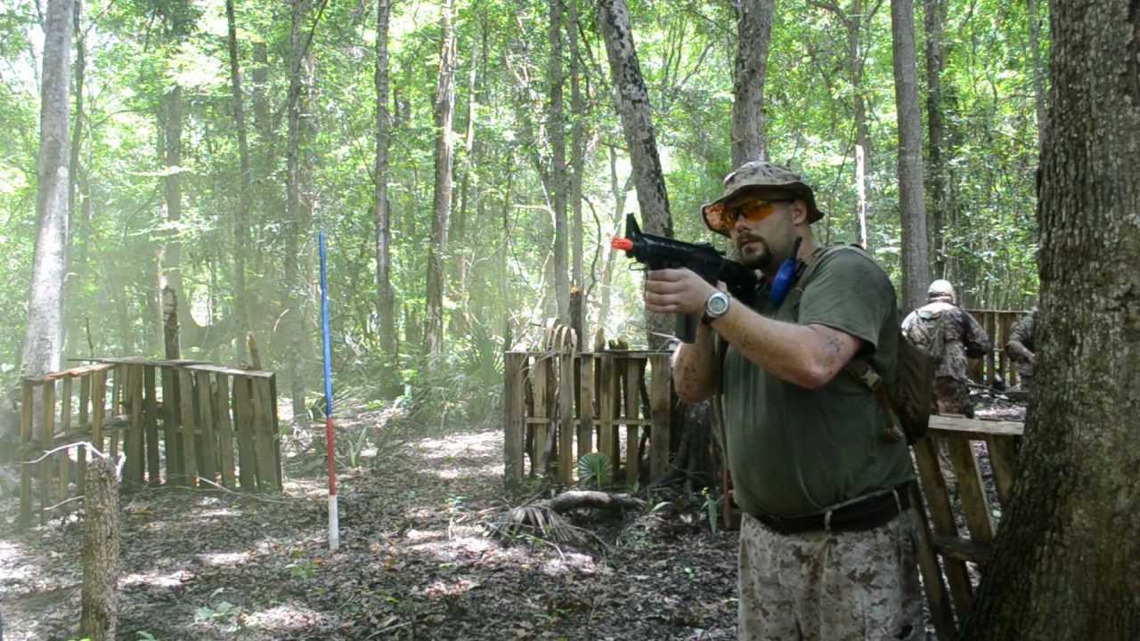 Airsoft War at the Swamp (AGM SCAR-L, Elite Force M4, KWA SR7, CYMA AK ...