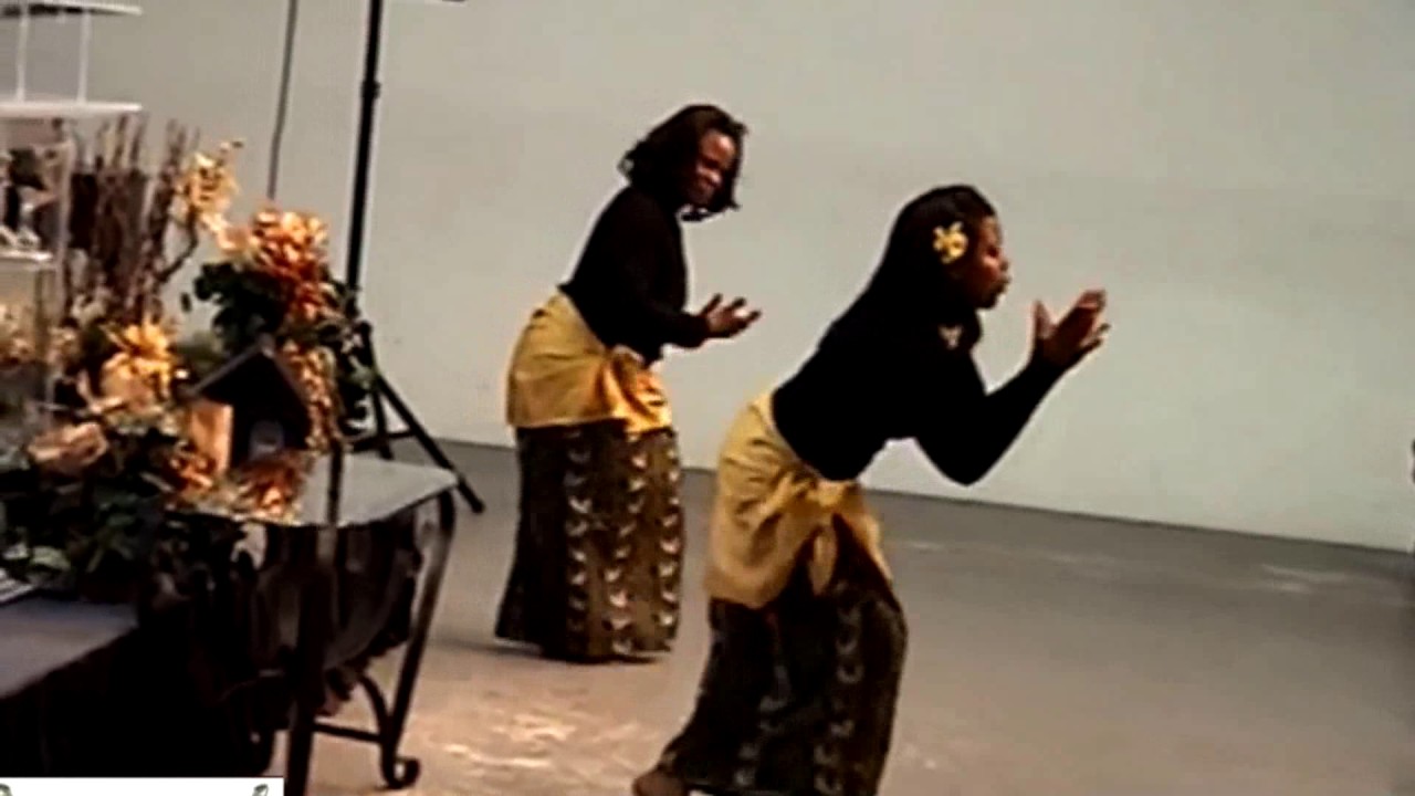 Carry My Load African Praise Break Dance - YouTube
