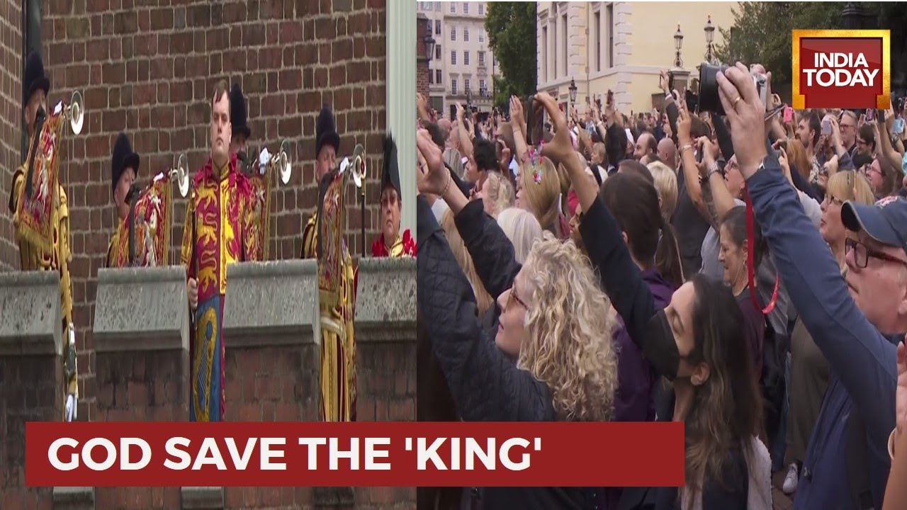 Crowd Sings 'God Save The King' Outside St James's Palace During ...