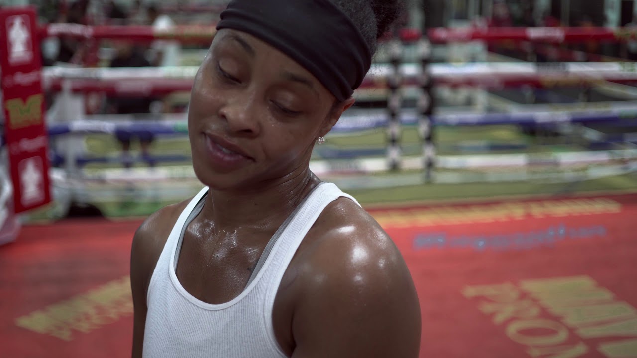 Latondria Jones // A Day in the Life - YouTube