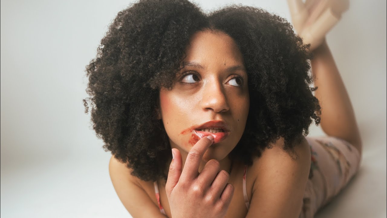 Emma Gabriel - Hurt You (Official Audio) - YouTube