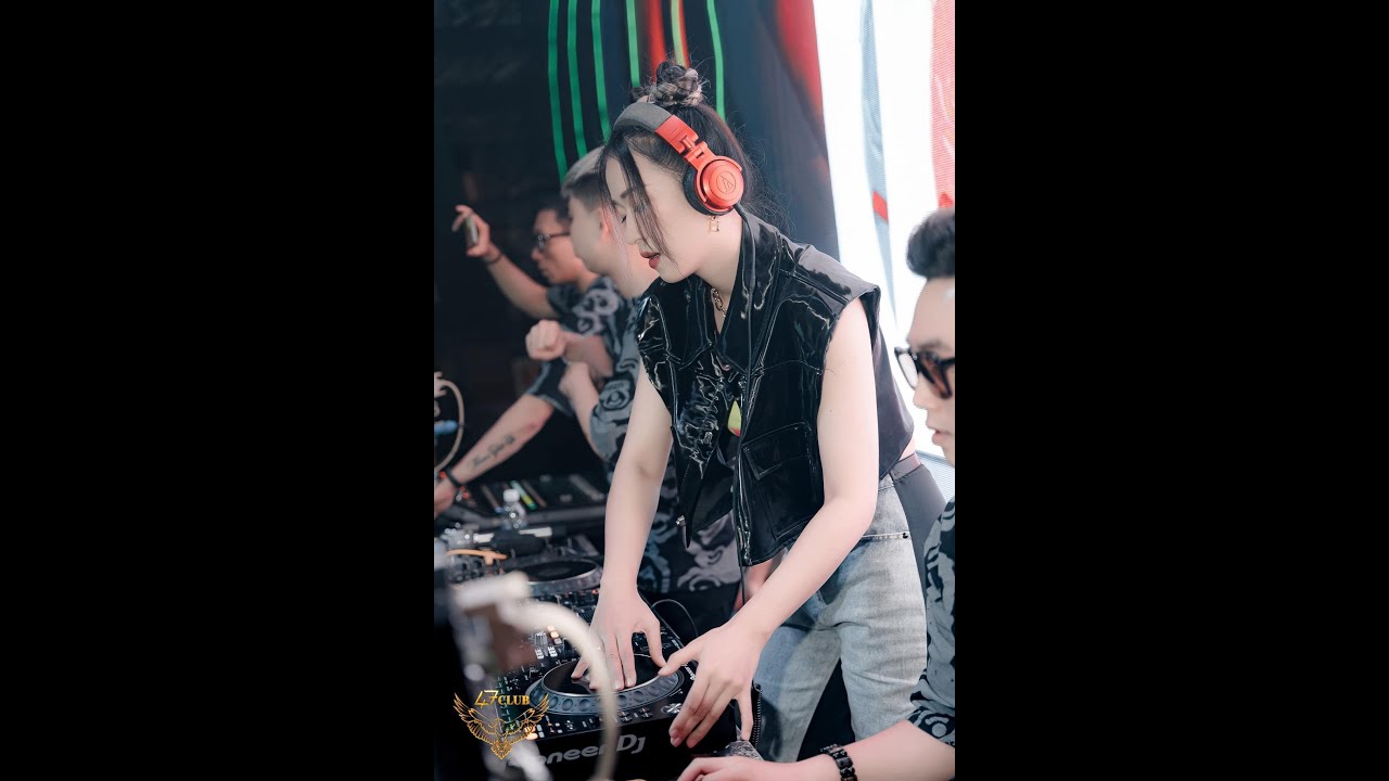 Dj Berry 21/4/2023 - YouTube