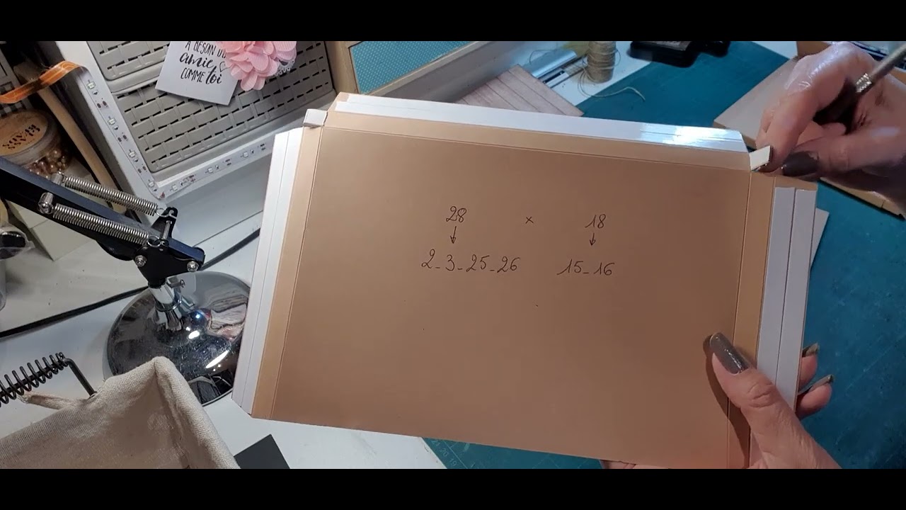 TUTO ALBUM INTO THE WILD - BLOC 2 PAGE 3 - YouTube