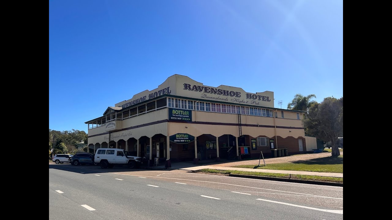 Aussie Pubs of the Day, The Ravenshoe Hotel, QLD - YouTube