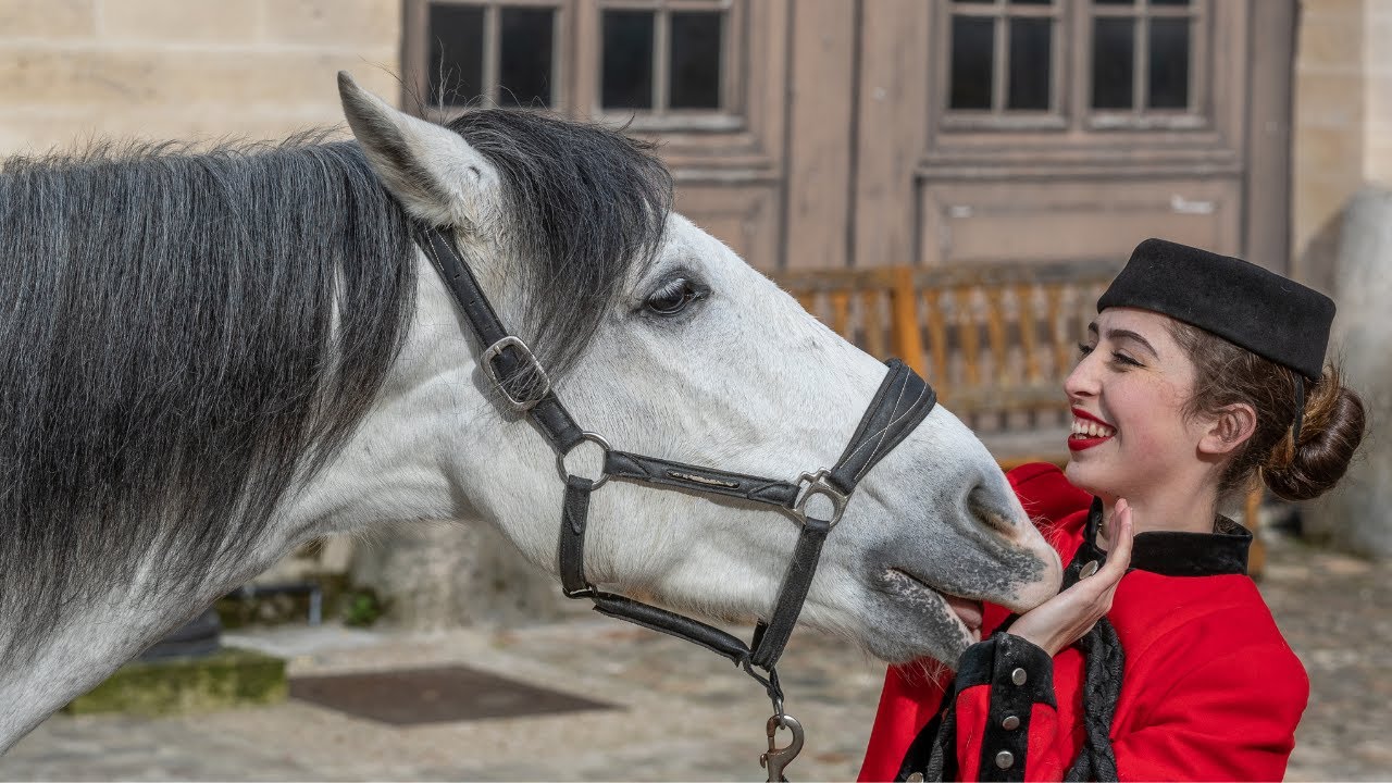 Portrait de Lisa Courtaud - YouTube