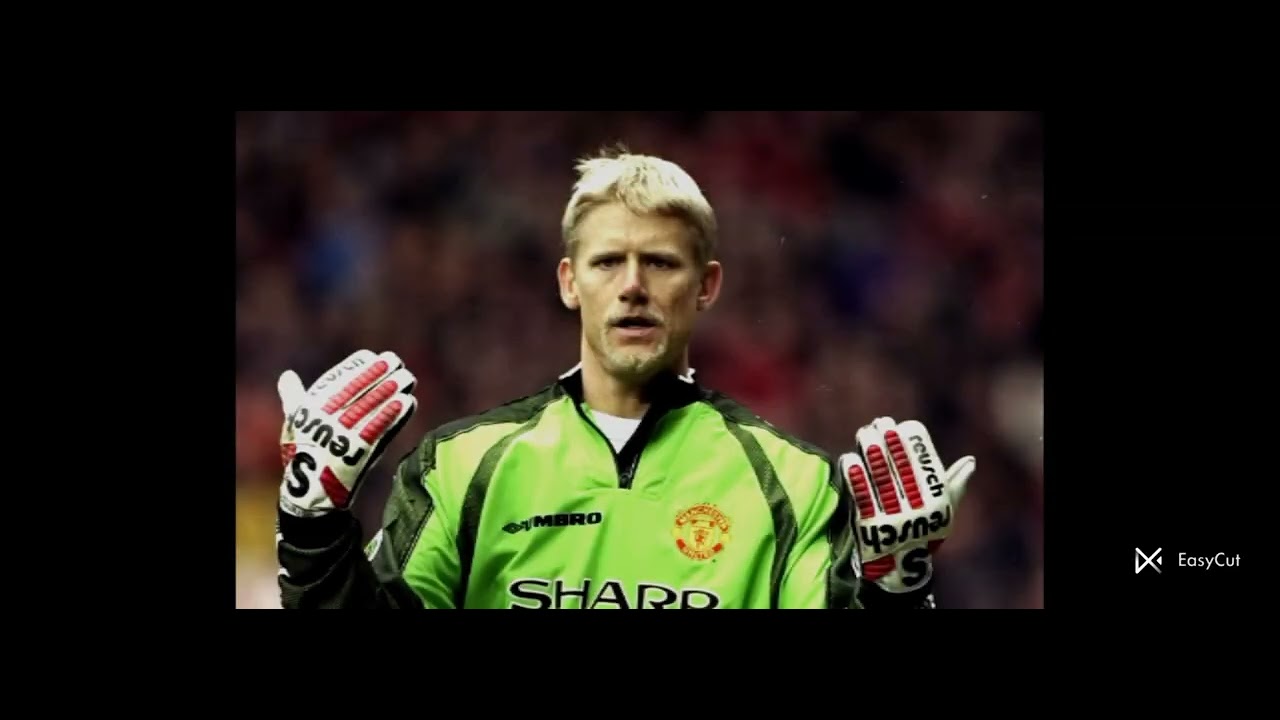 Van Der sar or Peter schmeichel? - YouTube