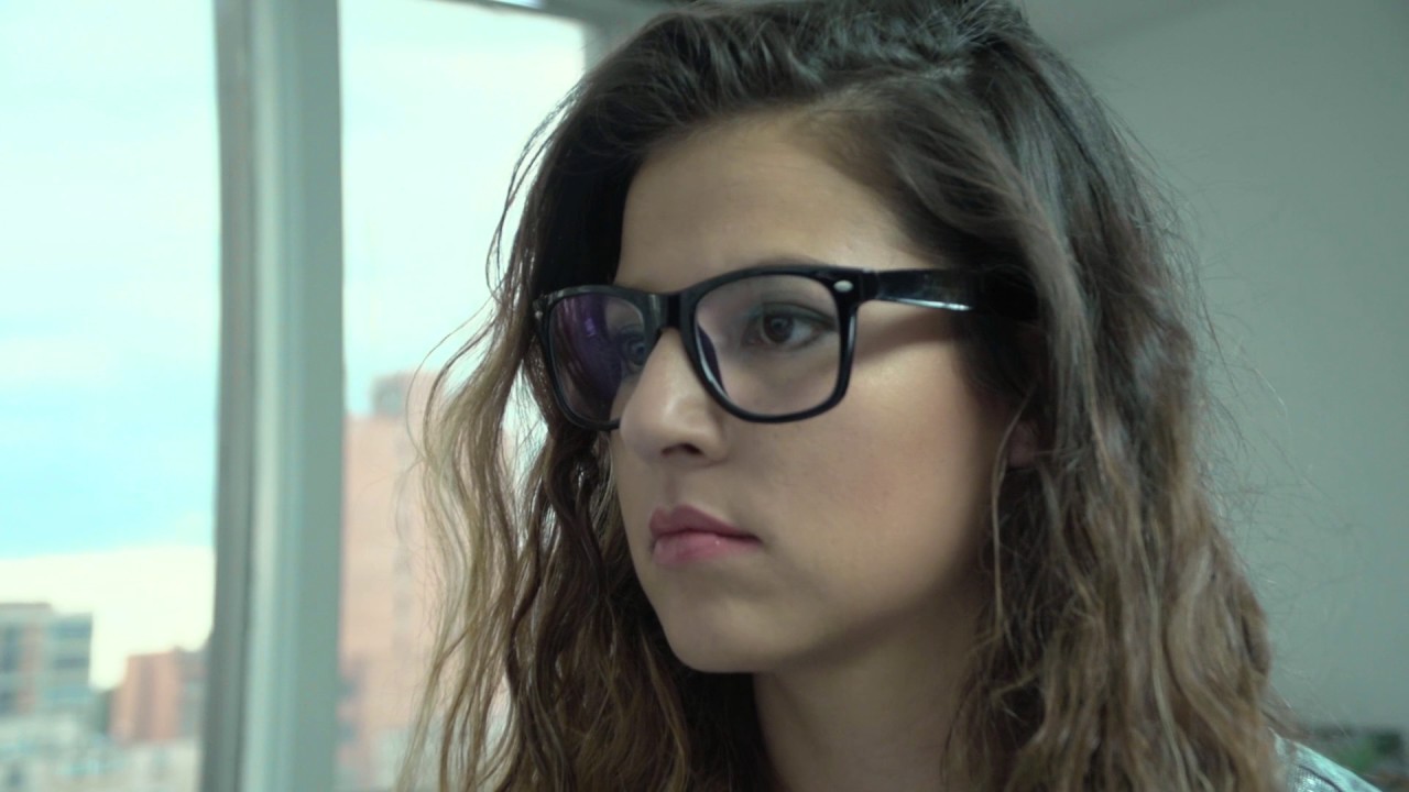 Maria Camila Monroy- testimonial MiniDatáfono - YouTube