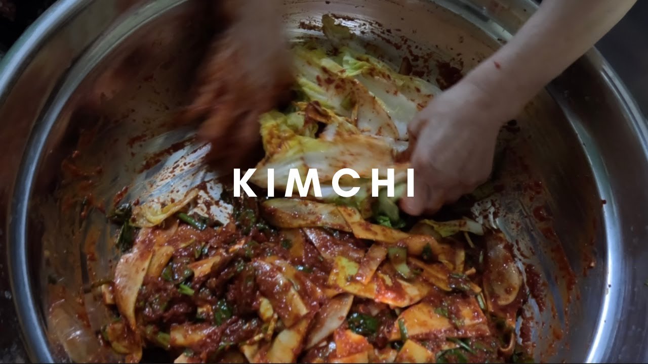 Kimchi: mom’s #homemade #vegan #kimchi - YouTube