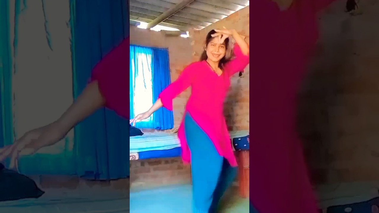 बोले चूड़ी पायलिया बोले आजा डोली ले के साजना 🌹#songs #viralshorts ...