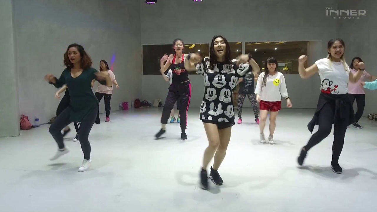 Sway - Pussycat Dolls - YouTube