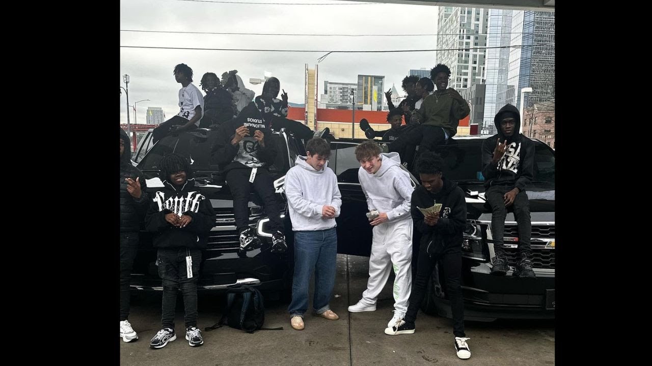 [FREE] Ian x Chief Keef Type Beat "Wrist on Froze" - YouTube