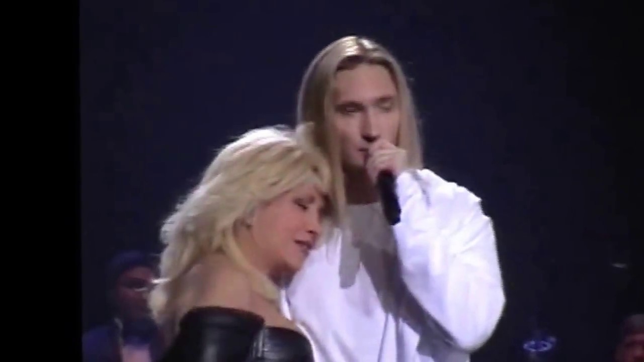 Irina Allegrova and Ivan - Кино о любви (Kino o liubvi) - YouTube