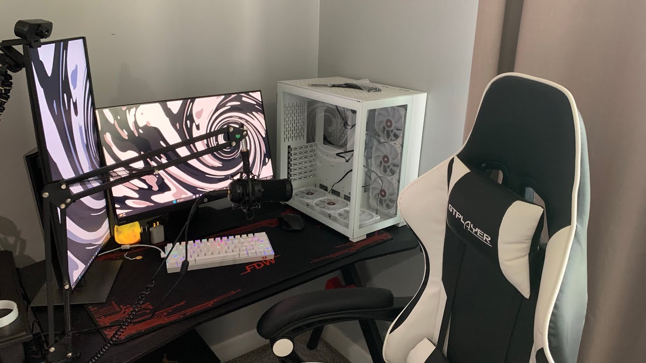 My Setup tour! Thanks to TK_Quezee for filming! - YouTube