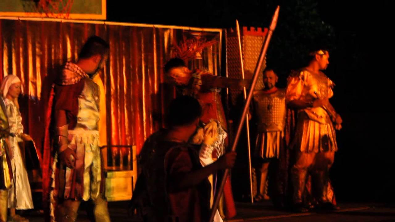 senakulo 2014 stage play - YouTube