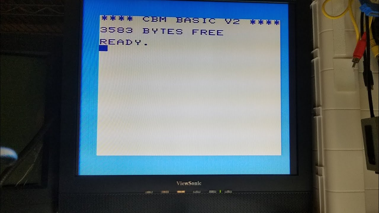 Vic-20 Quick Repair & Blue VIC chip - YouTube