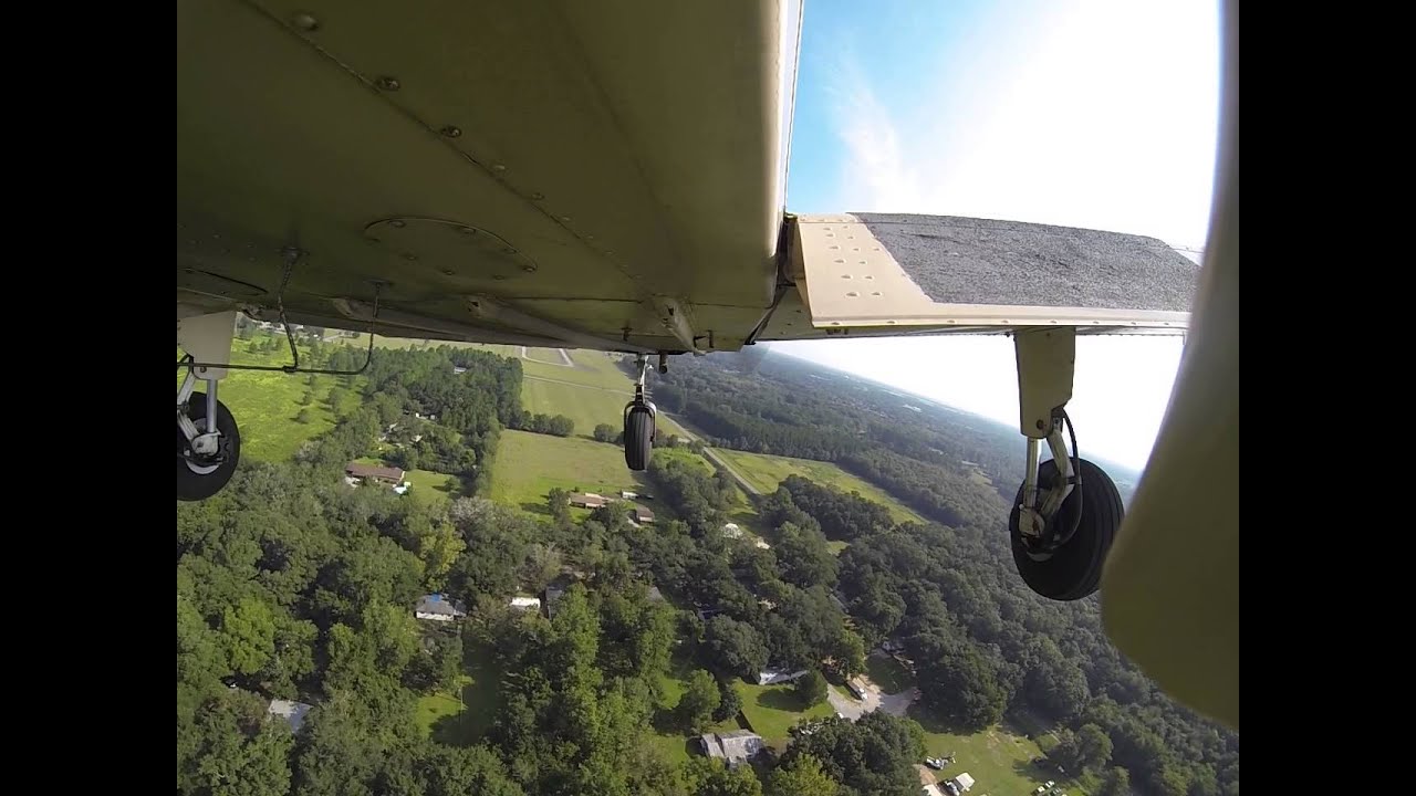 GoPro Piper Cherokee 140 Touch and Go - YouTube