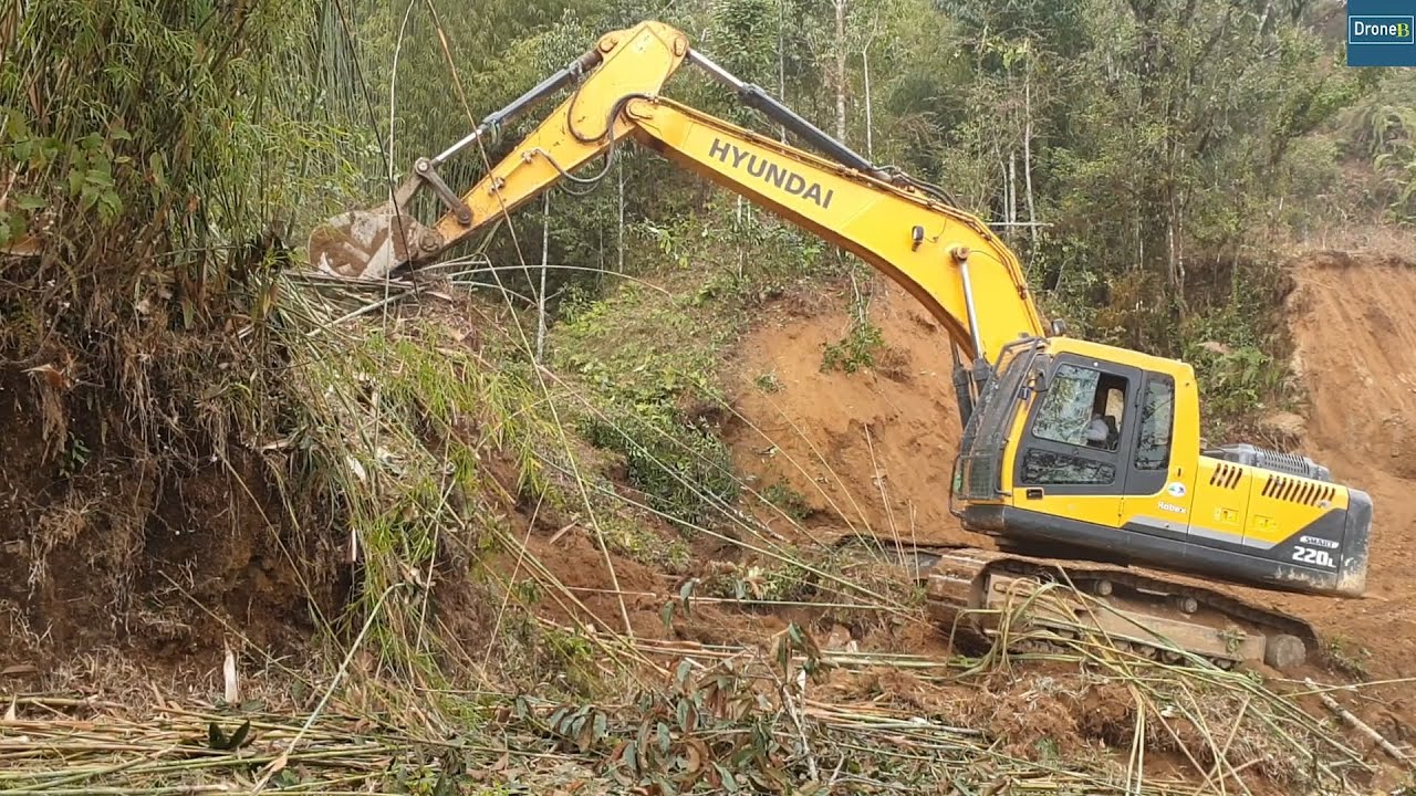Mountain Road Work Cutting Hill with Hyundai Excavator - YouTube