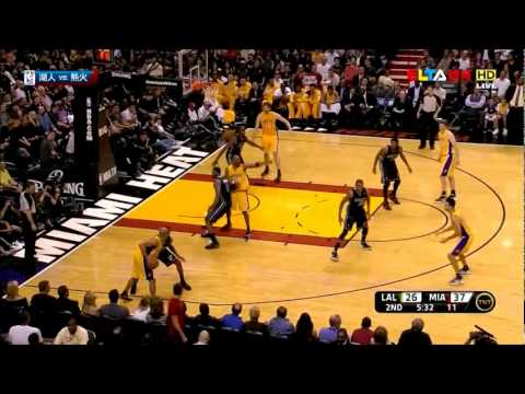LeBron playing perfect off-ball defense on Kobe - YouTube