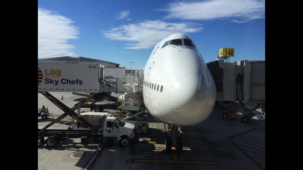 Lufthansa LH457 LAX FRA - 260115 Boeing 748i - YouTube