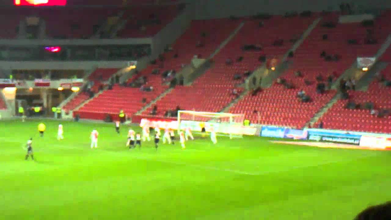 SK Slavia Praha - 1.FC Slovácko 3:0 (Akce: kotel SKS na hlavní tribuně ...