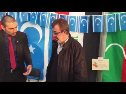 Güney Azerbaycan ve Türkmeneli Türkleri iki qardaş, birlikde, Londra Türk Festivallinda.