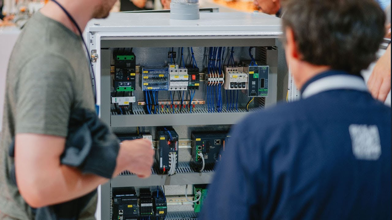 Cebeo Solutions for Industry - YouTube