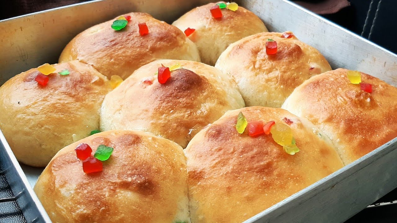 Super Soft Sweet Bun Eggless|Kolkata special মিষ্টি বনরুটি | Sweet ...