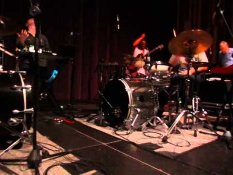 Tortoise - Crest (Live in KL) - YouTube