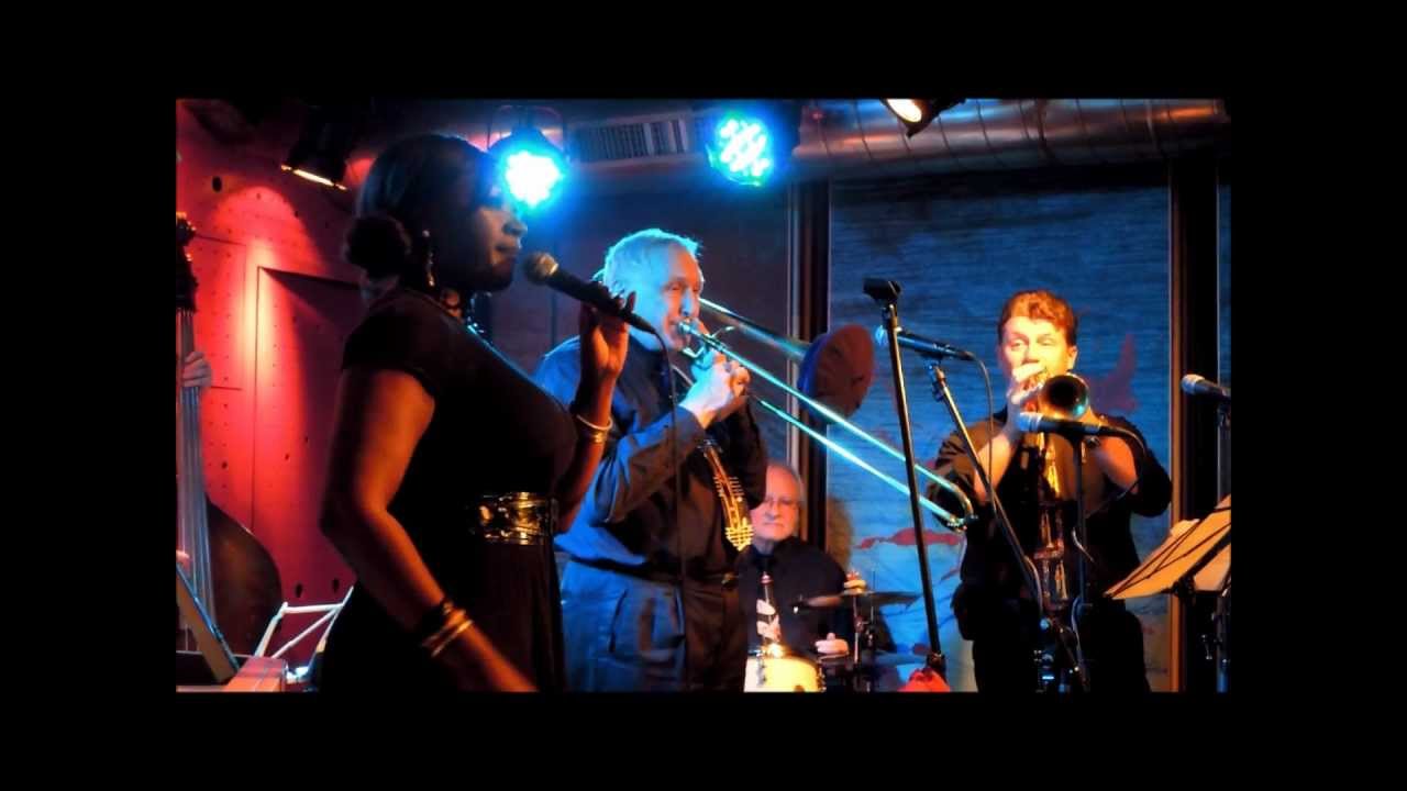 J.J.Jazzmen & Denise Gordon - When It's Sleepy Time Down South - YouTube