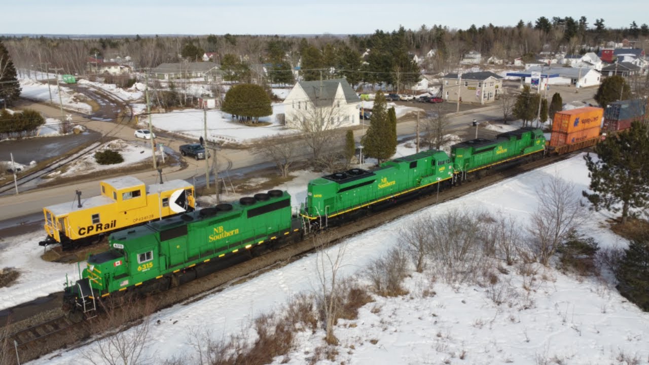 Awesome Aerial View in 4K! Long Stack Train NBSR 121 Passing CP Caboose ...