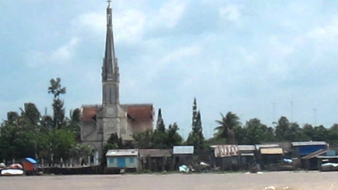 Vietnam Holiday-Caibe floating Market-Mekong River Cruise - YouTube