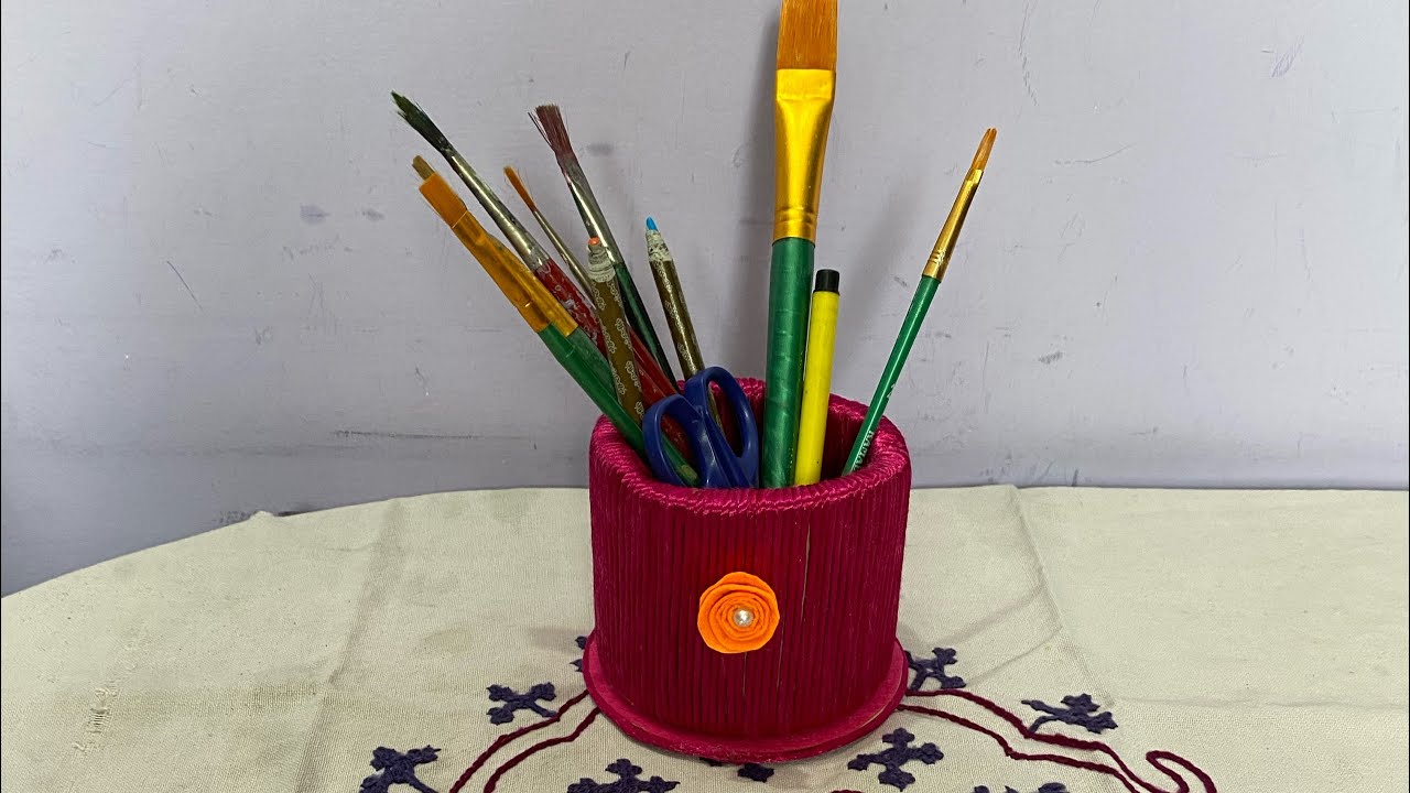 Cardboard Cube pencil holder /multiorganizer - YouTube