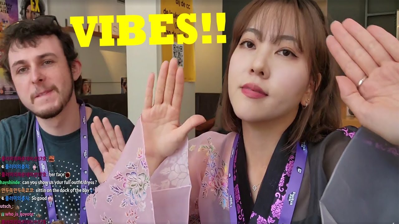 Plumy Vibing with Friend at TwitchCon - YouTube