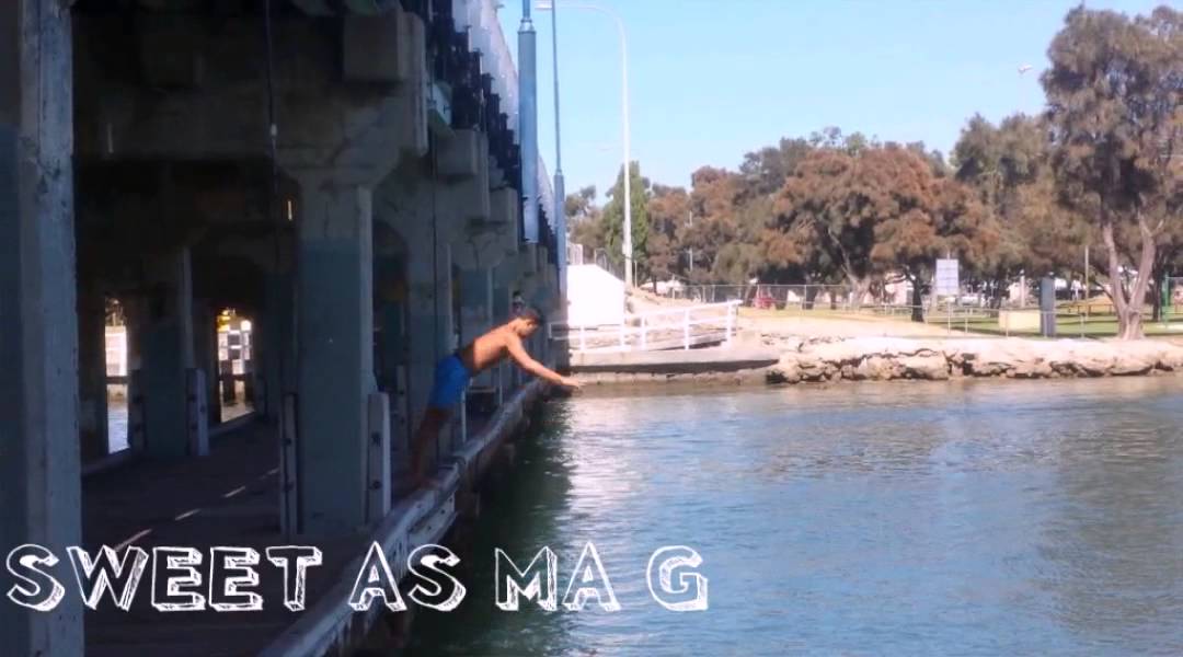 Popping a few manus at the foreshore - YouTube