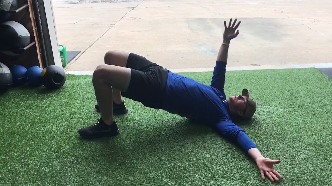 Glute Bridge to Diagonal Reach - YouTube