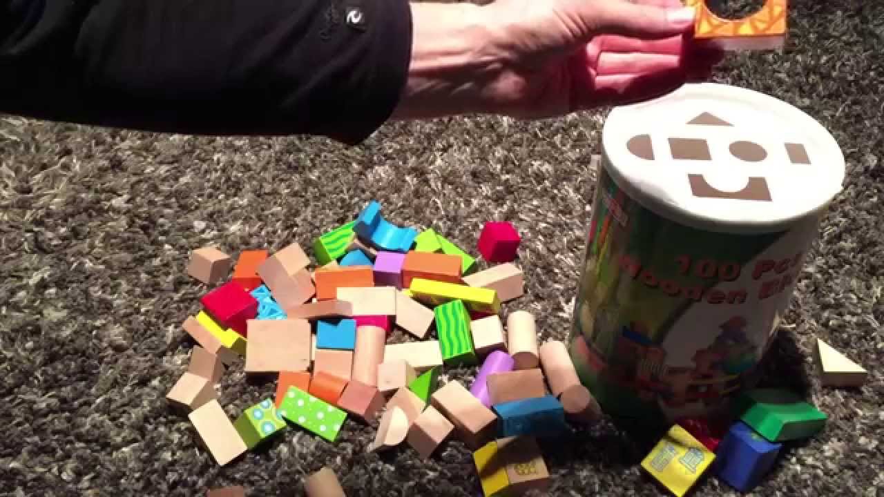 Wooden Blocks in a box. Treklosser i en boks. - YouTube