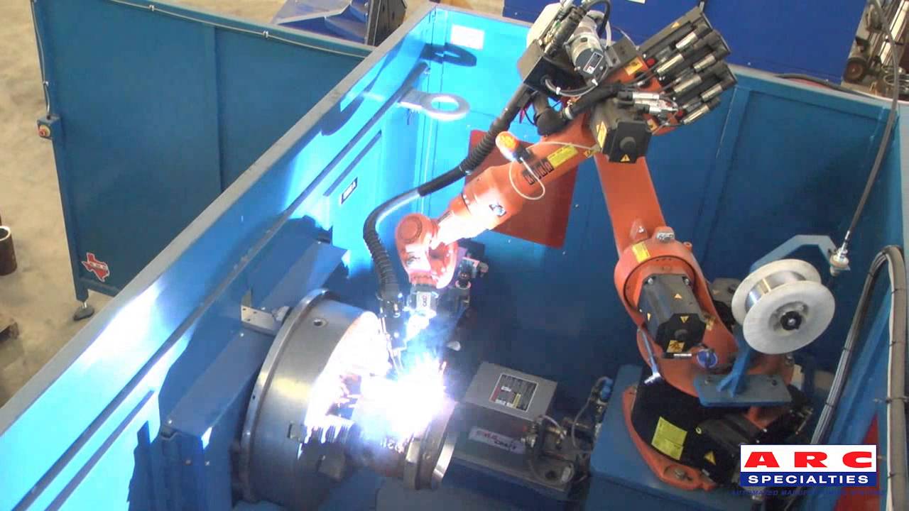 Robotic Fluxcore Welding of Pipe Couplings - YouTube