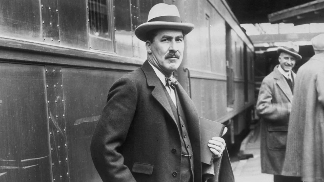 HARRY BURTON PHOTOS - YouTube