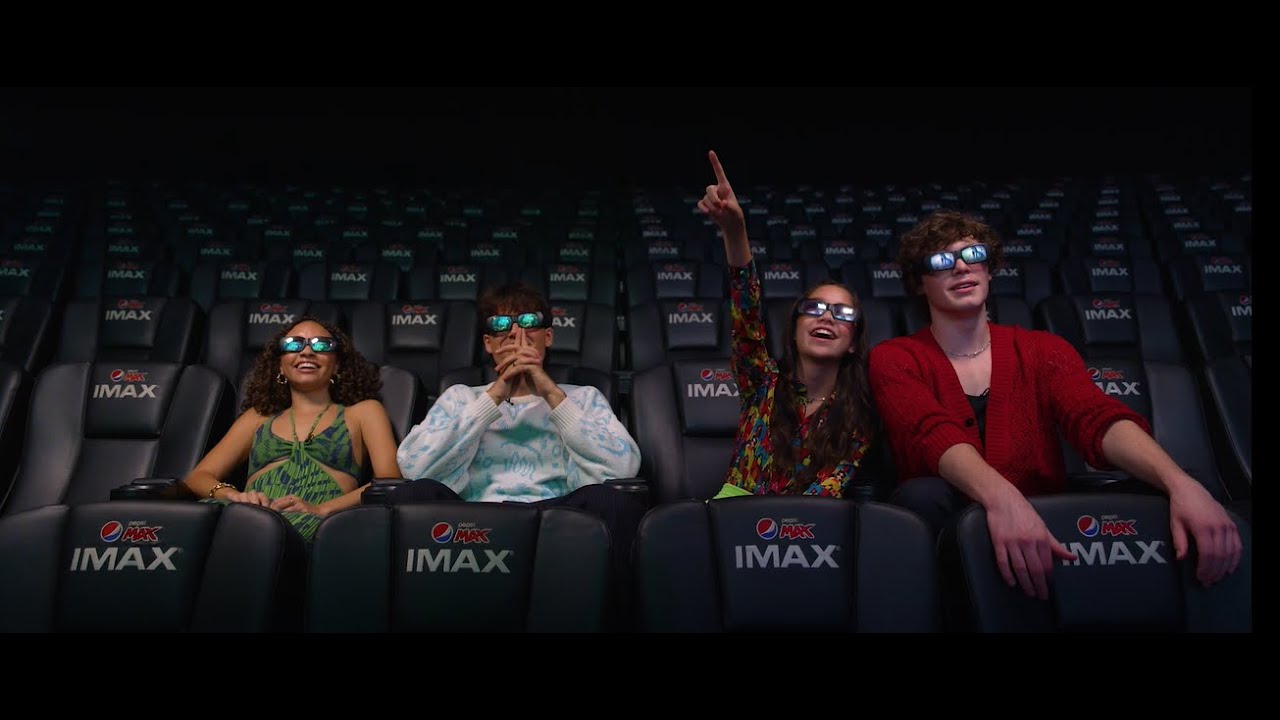 The cast of Avatar: The Way of Water experience IMAX 3D at Cineworld ...
