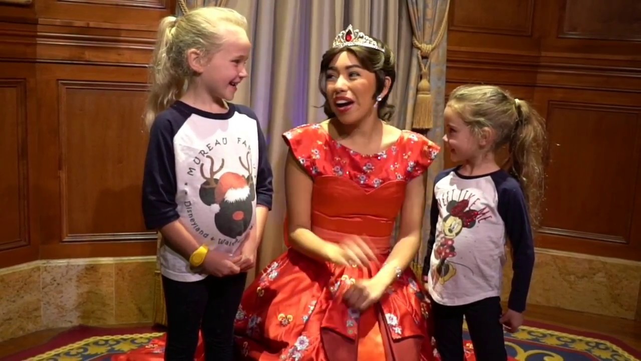 Elena at Princess Fairytale Hall - Magic Kingdom, Walt Disney World ...