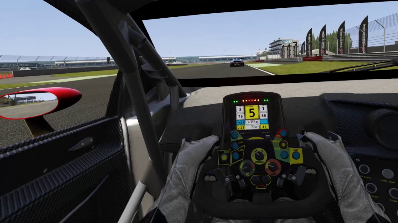 VR GTC IV 2017 Race 2 Silverstone Drivers Eye - YouTube