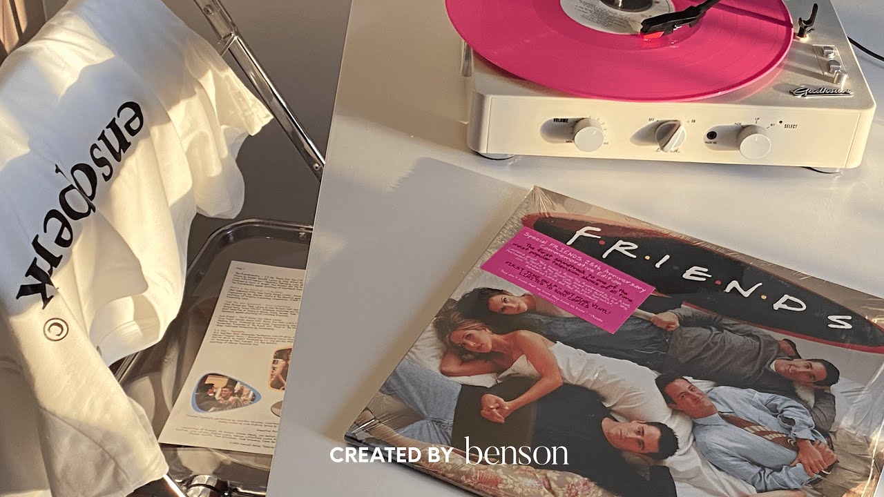 UNBOXING Friends Soundtrack Hot Pink Vinyl | bonsenn - YouTube